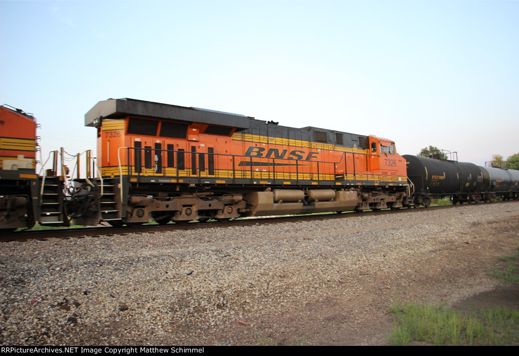 BNSF 7326